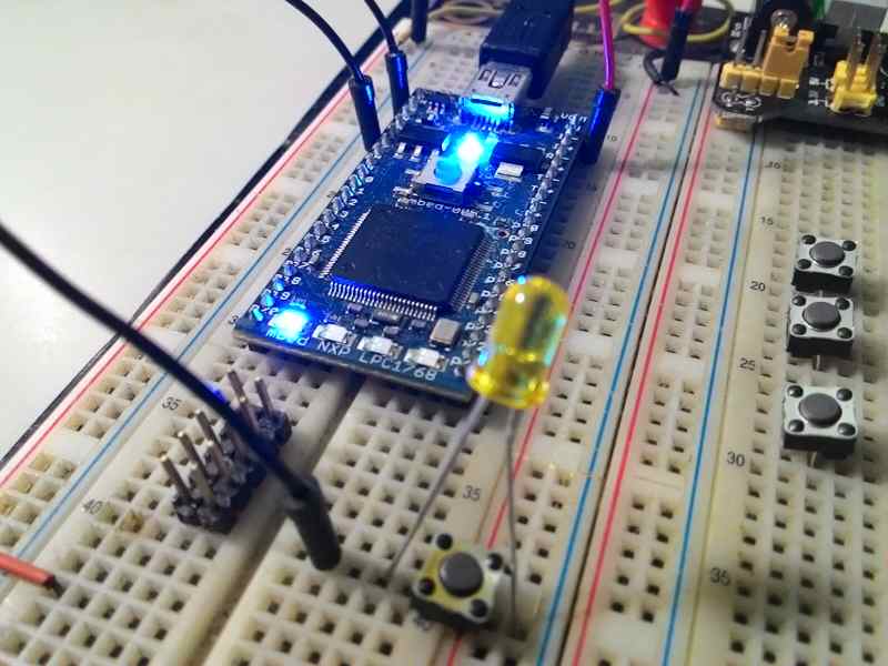 mbed 基礎教學實驗 - GPIO控制 - Single.9